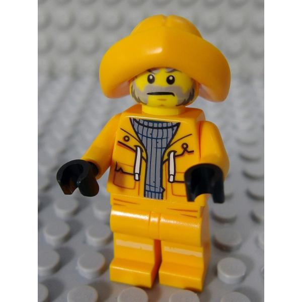 ■新品未組立です。■内容確認のために開封しています。