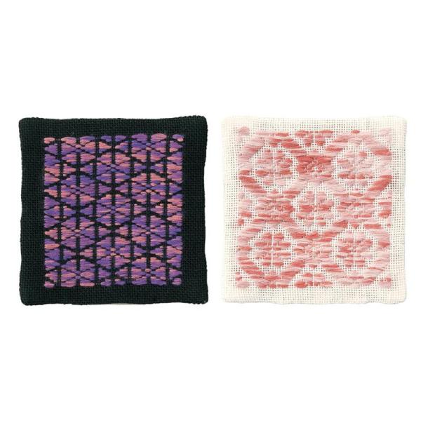 こぎん段染め糸を使用した2種類のコースターが作れます。