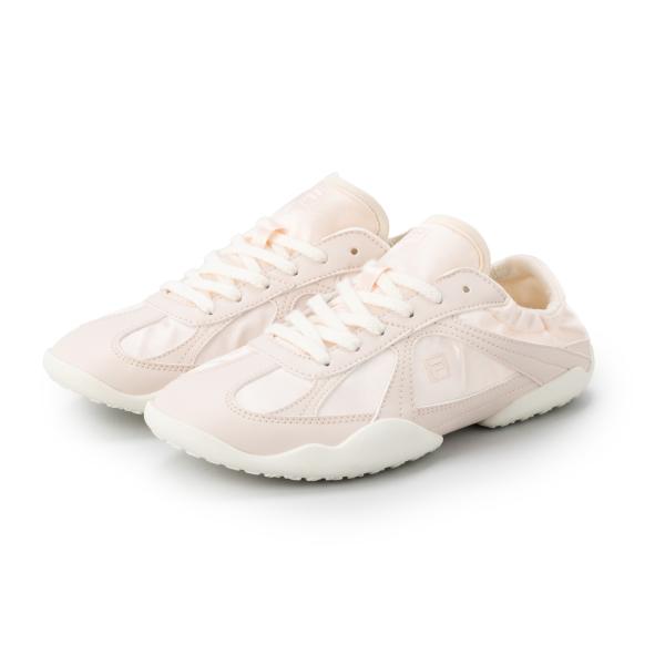 【商品名】　FILA GLIO【品番】　　63OD3X013660【カラー】　 PINK / PINK / PINK【サイズ】　 23.0cm〜26.0cm【ソール高】 約4cm“光沢を放つサテン素材を纏わせた、まさに“今”履きたい一足今、...