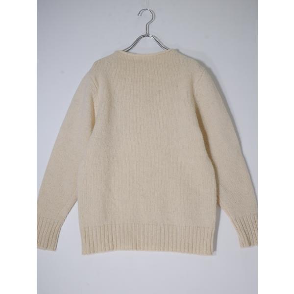 【ブランド】bisque by nest robeビスク バイ ネストローブ【アイテム】ボトルネック ウールプルオーバーセーター ニット【サイズ】サイズ[フリー] 肩幅約39cm/身幅約45cm/着丈約61cm/袖丈約57cm【カラー】オフ...