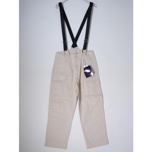 【ブランド】BIGBILLビッグビル【アイテム】レディース ツイル カーゴパンツ サスペンダー付きワークパンツ新品【サイズ】サイズ[M] ウエスト76ｃｍ、股下約64ｃｍ、裾幅約21ｃｍ【カラー】ベージュ【素材】 綿 100%【状態】N:新...