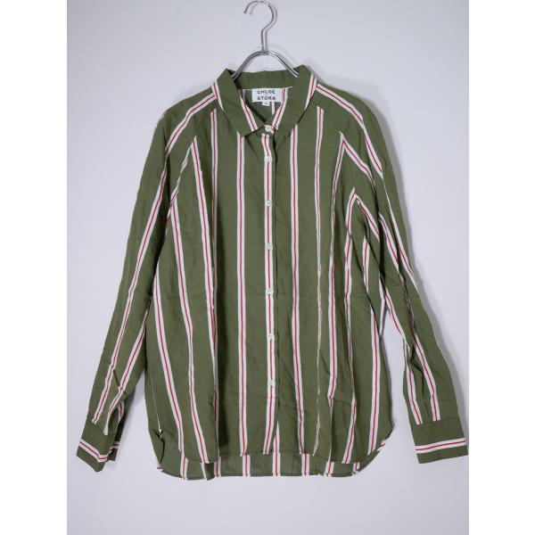 【ブランド】CHLOE STORAクロエストラ【アイテム】IENAイエナ購入2022SS CHEMISE COMEDYストライプシャツ【サイズ】サイズ[36] 身幅約50cm/着丈約66cm/裄丈約80cm【カラー】カーキ【素材】レーヨン9...