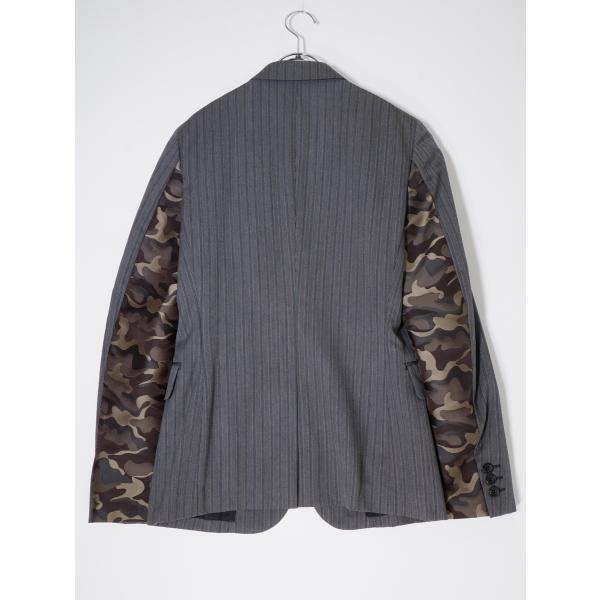 【ブランド】COMME des GARONS HOMME PLUSコムデギャルソン オム プリュス【アイテム】迷彩カモフラ袖切替 ストライプ2Bテーラードジャケット【サイズ】サイズ[XS] 肩幅約40cm/身幅約45cm/着丈約68cm/袖...
