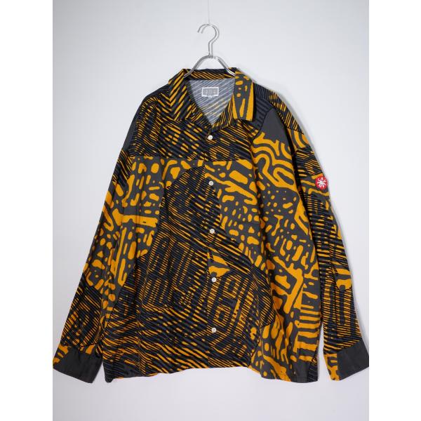 【ブランド】C.E CAVEMPTシーイー【アイテム】SCAN LINE BIG SHIRTビッグシャツ【サイズ】サイズ[XL] 肩幅約67cm/身幅約72cm/着丈約79cm/袖丈約61cm【カラー】オレンジ|グレー【素材】コットン100...
