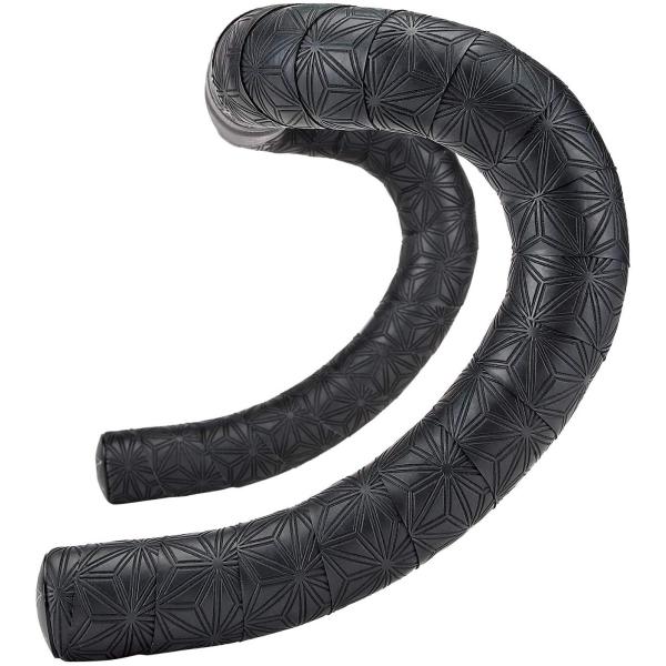 ■商品情報・Super Sticky Kush Classic は、ベーシックな色合いのバーテープです。・幾何学的なSupacazパターンがエンボス加工されており、グリップと粘着性を最大化します。・粘着性のある高度なポリウレタン使用により、...