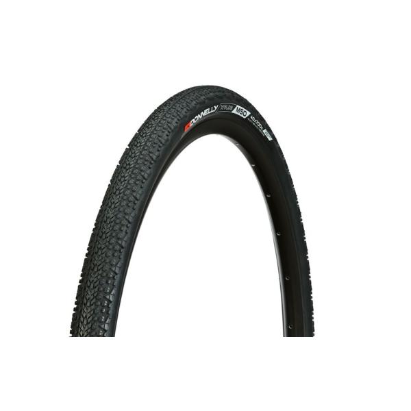 ■商品情報・「MSO」は、モンタナ州ミズーラの空港コードです。 ・「MSO」は野心的な冒険のために設計されたアドベンチャータイヤです。・スムーズローリングセンターノブとショルダーラグの組み合わせは、砂利道、トレイル、舗装路でも優れた静止摩擦...