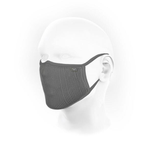 花粉や大気中のホコリを除去する新技術のマイクロネットフィルター構造のスポーツマスクです。フィルター部分が「蛇腹」構造になっており、顔に装着してもフィルター面がストレッチすることにより生地が広がりにくく、高いフィルタリング性能があります。イン...