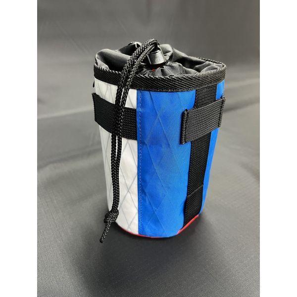 ■商品紹介特殊素材のX-PACを使用した防水性、軽量性、強度を備えたステムバッグ。ペットボトル、モバイルバッテリー、補給食などの収納に。ハンドル、ステム、ヘッドチューブの3点で固定。左右両方に取り付け可能。■商品情報・容量：1.1L・重量：...