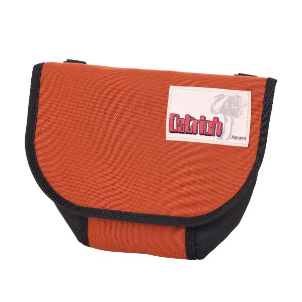 ■商品情報・ライド時の小物を収納するのにぴったりなメッセンジャーバックスタイルのバッグが登場！・小ぶりでも、スマホ、財布程度の収納には十分なサイズのバッグ・サイズ：幅24cm×高さ17cm・素材：コーデュラ1000・正面のワッペンはオースト...