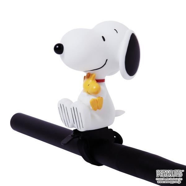 ■商品紹介・スヌーピーとウッドストックのマスコット付きバイクホーンです。・マスコットを押すと音がなり、自転車のベルがわりにもなります。・アジャスターが付いているので、自転車、チャイルドシートの手すり、ベビーカーなど様々なところに取り付け可能...