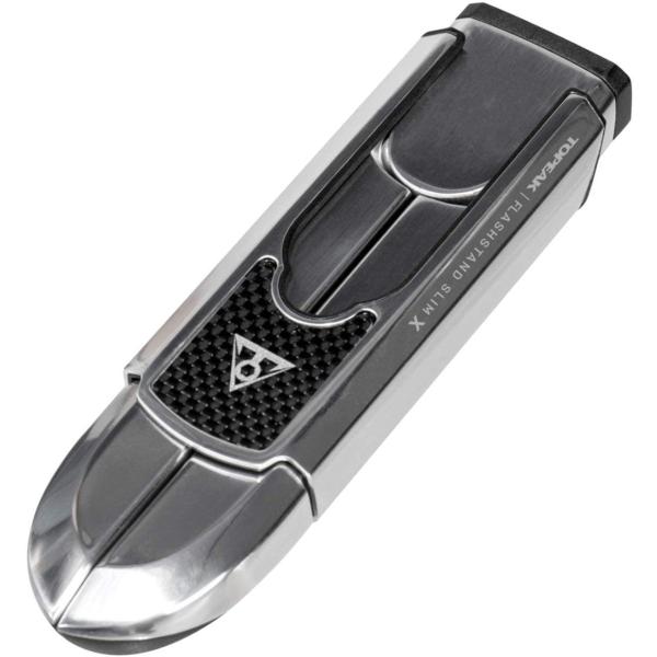 ポータブルスタンド「フラッシュスタンド」シリーズに、幅広クランク対応の「フラッシュスタンド X」が新登場！ クランクに取り付けて使用するロードバイク向けポータブル スタンド。 キックスタンドがなくても自転車を自立させておくことができます。 ...