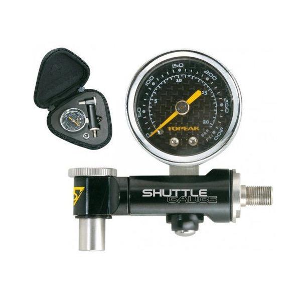 ■商品紹介・タイヤの空気圧、前後サスの空気圧が正確に測れ、エアーリリースはボタンひとつで簡単にできます。・またポンプの先にセットすれば、ゲージ&amp;エアーリリース付ポンプに変身。※ シャトルゲージをバルブに装着した状態でポンプを着脱して...