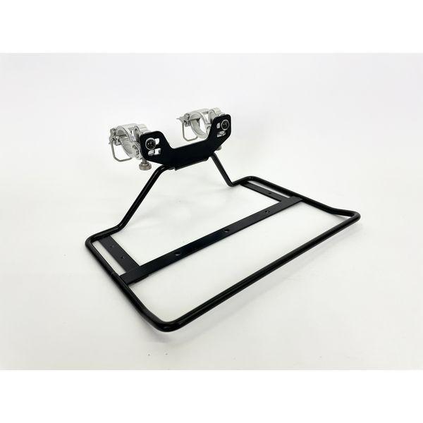 ■商品紹介・ MINOURA　SMクランプを使用した、ハンドル取付式のフロントラックになります。・ ステム下ノブボルトでラックの前下がりを防ぎ、角度調整可能になります。・ 25mmピッチのM4ネジ穴が左右にあり、マウントブラケットを取付ける...