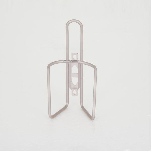 ■商品説明・軽くてしなやか、タフで丈夫なジュラルミン製ボトルケージ・限定アルマイトの“SAKURA”がリリース・2017系ジュラルミン製の“デュラケージ”・自転車用ポリボトル(直径73mm)に合わせた専用設計・主に、軽さやボトルの出し入れの...