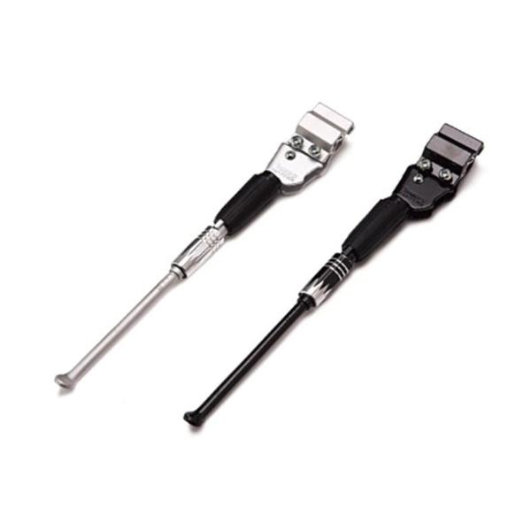 ■商品説明・対応ホイールサイズ：26インチから28インチまで伸縮式アルミ製スリーブ付属・アルミスリーブ式のサイドスタンド。タイヤサイズに合わせスタンドステーの長さが調整可能です。※商品画像にはシルバーとブラックが掲載されていますが、こちらの...