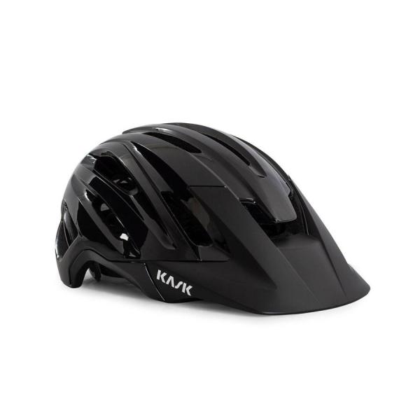 ■商品紹介・22のベンチレーションポートにより低速域でも快適に使用することが可能。・新開発のインナーパッドにより、より高い耐久性と快適性を両立。・肌への刺激が少なく洗濯が可能なECOレザー製の顎ストラップ「ECO-LEATHER CHINS...