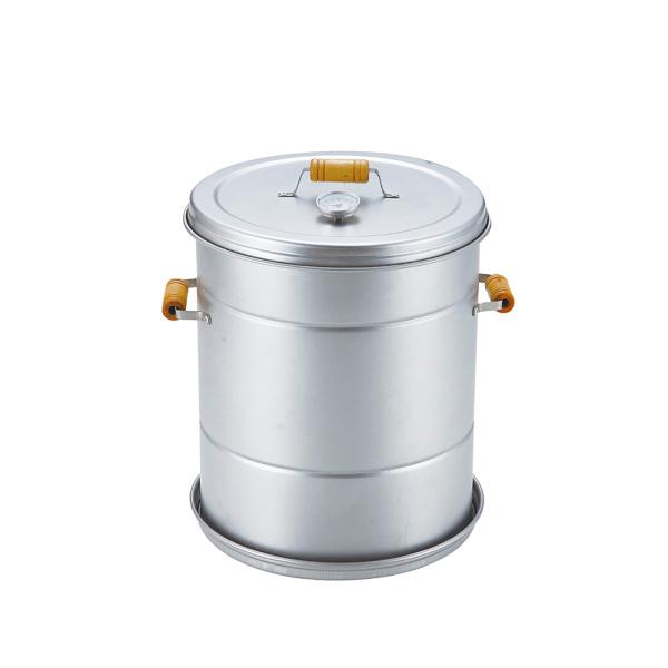 ■商品情報・キャプテンスタッグの燻製ビギナーセットなら「熱燻法」「温燻法」「冷燻法」などどんな調理方法でもお手軽に燻製が作れます。・アウトドアはもちろん自宅のお庭でも使い易いスモーカーです。・スモーカーは本体と底板が外れるので使用中でもチッ...