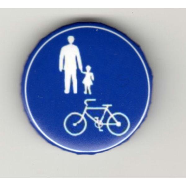 お子様から大人向けまで多ジャンルに渡り、豊富な柄を取り揃えています。  税込１００円均一のお手頃価格！！