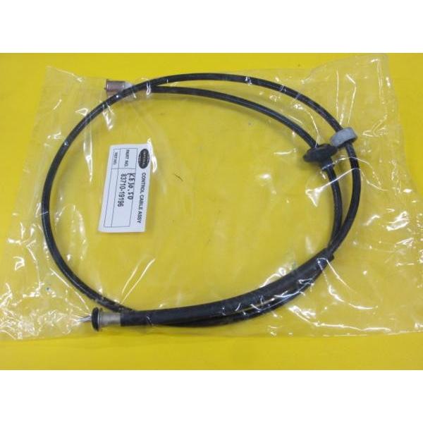 カローラ レビン KE30 KE35 TE37 TE55 スピードメーターケーブルです。新品です。適合は以下の部品番号からご判断ください。83710-19196補修にいかがでしょうか。