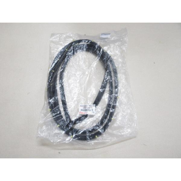 コロナ RT40 用 ドア ウェザーストリップ RRです。RT81用です。4ドアセダン用の後ろ右側です。希少ですので、レストアや在庫にいかがでしょうか？※初期不良に限り返品をお受けいたします。