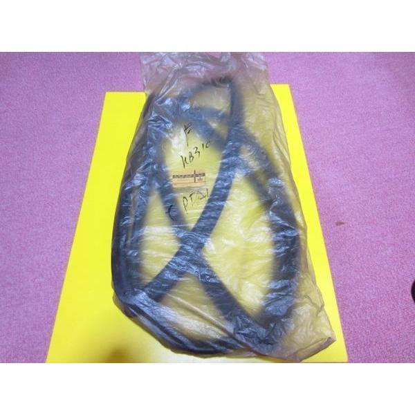 サニー　KB310用フロントウインドーウェザーストリップです。クーペ用です。     社外品（新品）です。※初期不良に限り返品をお受けいたします。