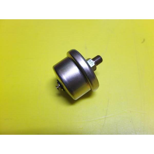 日本製 カローラ レビン TE27 KE25 オイルプレッシャースイッチです。新品です。安心の日本製です。T型やK型エンジンに適合します。※初期不良に限り返品をお受けいたします。