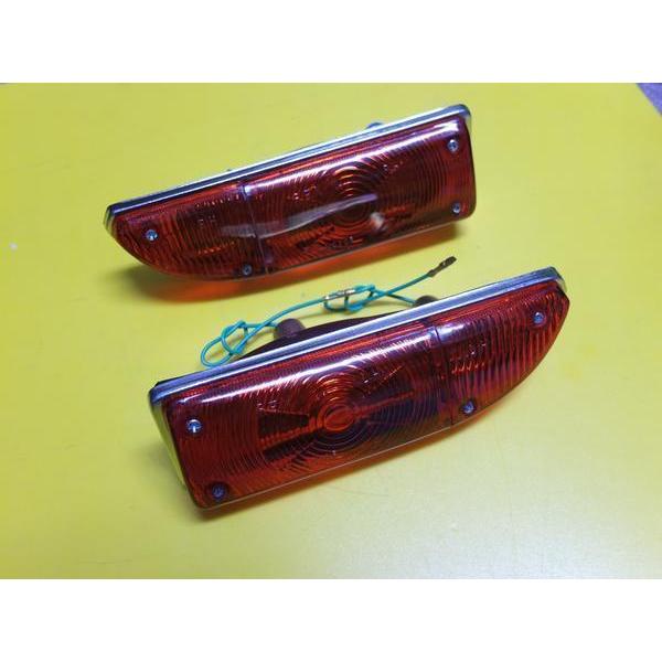 カローラTE27 KE20 KE25用　フロントウインカーです。リプロ品(新品)です。2個セットです。国内仕様です。※初期不良に限り返品をお受けいたします。