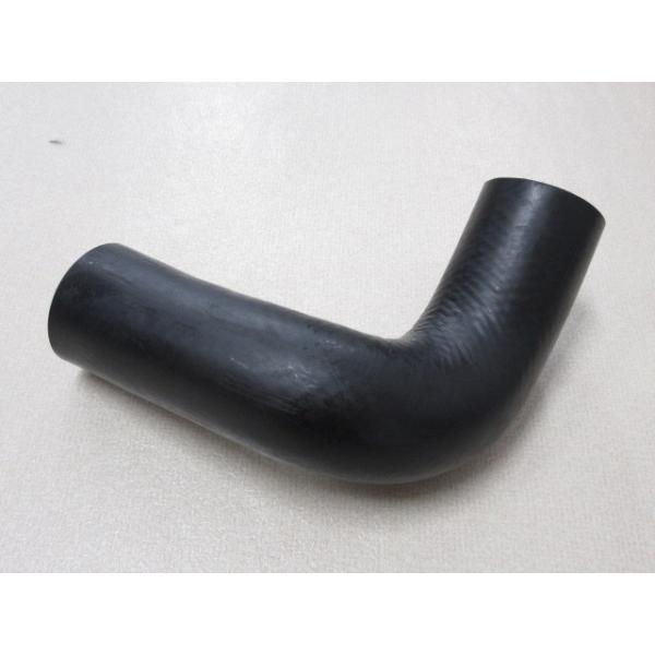 ランドクルーザー FJ40 FJ45 用 ラジエターホース (アッパー) ランドクルーザー FJ40 FJ45 用 ラジエターホース (アッパー) です。新品です。適合は以下の部品番号と形状から判断ください。16571-60060※初期不良...