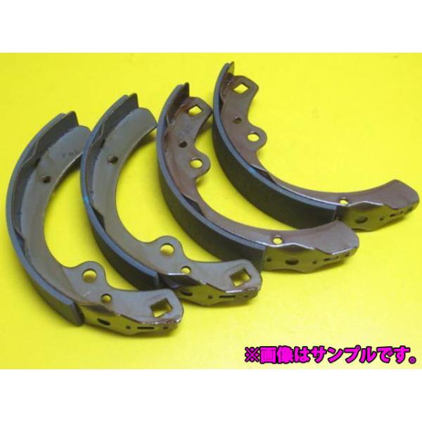 日本製 セリカ TA22 TA23 TA27 リア ブレーキシューです。リア一台分です。純正同等品となります。※初期不良に限り返品をお受けいたします。