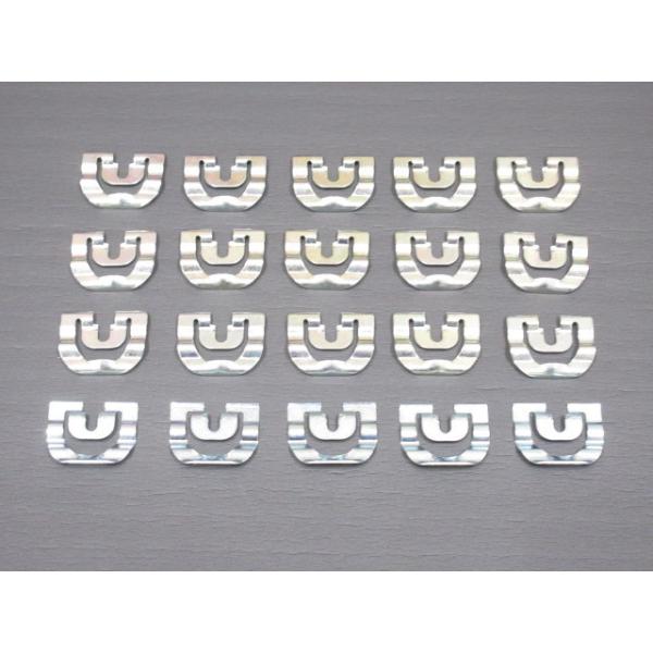 セリカ TA22 TA27 RA25 RA28 フロント ウインドーモール クリップ です。20個セットです。新品です。適合は画像から判断ください。※初期不良に限り返品をお受けいたします。