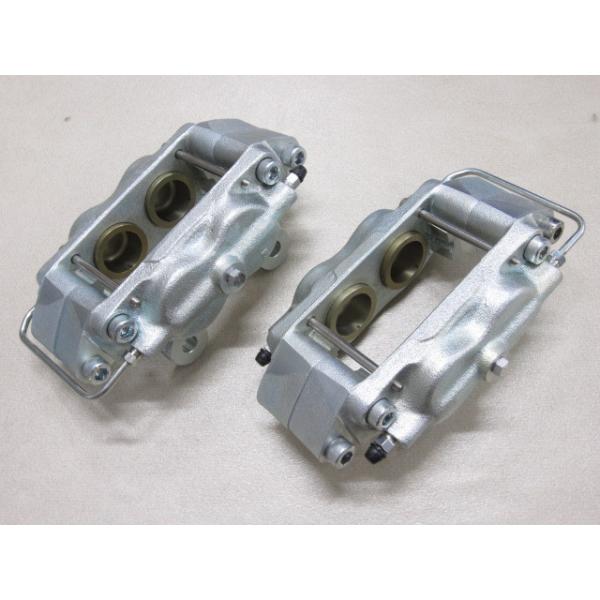 MK63改 ブレーキキャリパー です。基本的に在庫ございますが、欠品中の場合もありますので、お急ぎの場合は納期をご確認ください。こちらはソリッドディスク用です。金型から製品まで全て日本国内で新規に製作されたDTM社のMK63改キャリパーです...