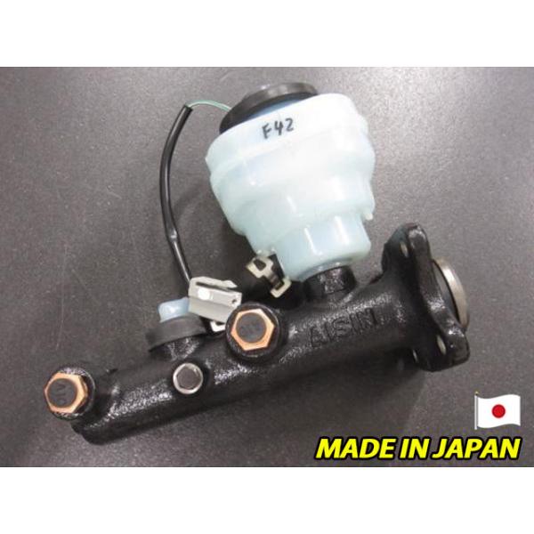 クラウン MS100  MS101 MS105 MS110 用 15/16 ブレーキマスターシリンダークラウン MS100  MS101 MS105 MS110 用 15/16 ブレーキマスターシリンダーです。純正品未使用です。シリンダーサ...