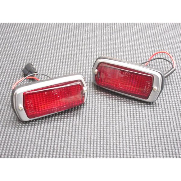 S30Z 510ブル B210用のサイドマーカー(レッド)です。リプロ品(新品)です。色は赤色ですので輸出仕様です。※初期不良に限り返品をお受けいたします。