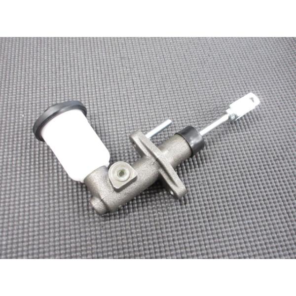 新品 日本製 AE86 用 代替 クラッチマスターAE86純正品が製造廃止になりましたので、AE86の代替クラッチマスターになります。日本製です。ボディはスチールです。プッシュロッドのみAE86用より長いので、その部分のみAE86用のものを...