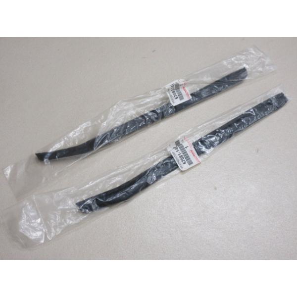 純正新品 セリカ TA20 TA22 TA23 TA22 ダルマ 用 ドア ウェザーストリップダルマセリカ用です。Bピラーのウェザーストリップです。純正新品です。レストア等にいかがでしょうか？※初期不良に限り返品をお受けいたします。