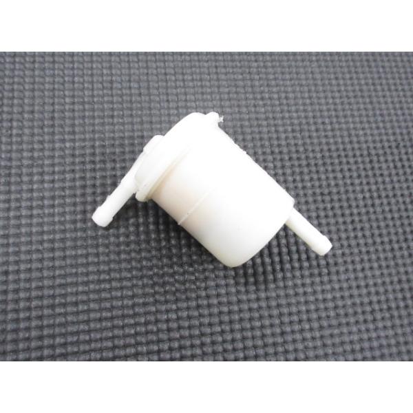 汎用 フューエルフィルター 燃料フィルター です。ホース取り出し口 8φ ※初期不良に限り返品をお受けいたします。