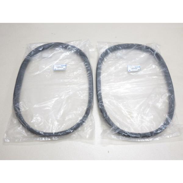 ランドクルーザー FJ40 FJ41 FJ45 用 リア ウインドー ウェザーストリップ  社外品新品です。2個セットです。適合は以下の部品番号から必ず判断ください。68291-60030 ※初期不良に限り返品をお受けいたします。