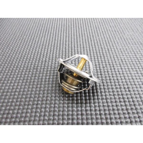 日本製 76.5℃ L6 L4 用 サーモスタット です。L6及びL4に適合します。日本製新品です。※初期不良に限り返品をお受けいたします。