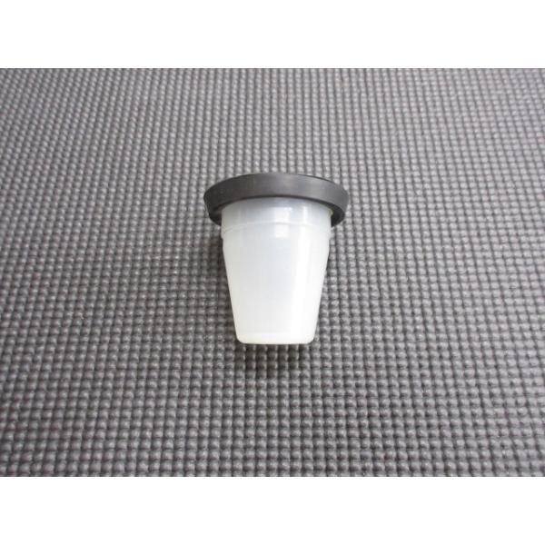 トヨタ車 クラッチマスター タンク+キャップ 社外品新品です。トヨタ各車に適合しますが、適合は形状からご判断ください。※初期不良に限り返品をお受けいたします。