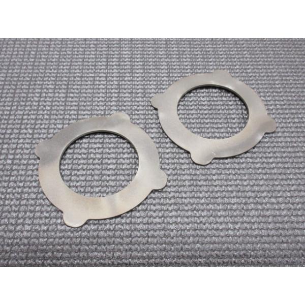 新品 AE86 TRD LSD 用 外爪コーンプレート 2枚新品です。AE86のTRD製LSDに使用できる外爪コーンプレート 2枚です。スタンダードサイズ(t=1.65)です。OHにいかがでしょうか。※初期不良に限り返品をお受けいたします。