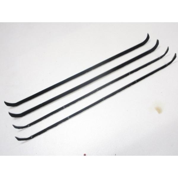 純正新品 ランドクルーザー BJ40 FJ40 FJ45 FJ55 HJ47 水切りモール アウター &amp; インナー 左右セット　です。純正新品です。※初期不良に限り返品をお受けいたします。