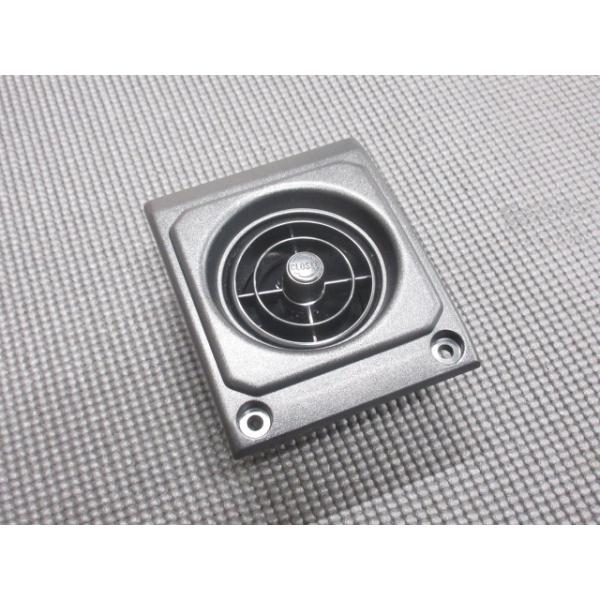 純正新品 ランドクルーザー 70 エアコン 吹き出し口　です。純正新品です。※初期不良に限り返品をお受けいたします。