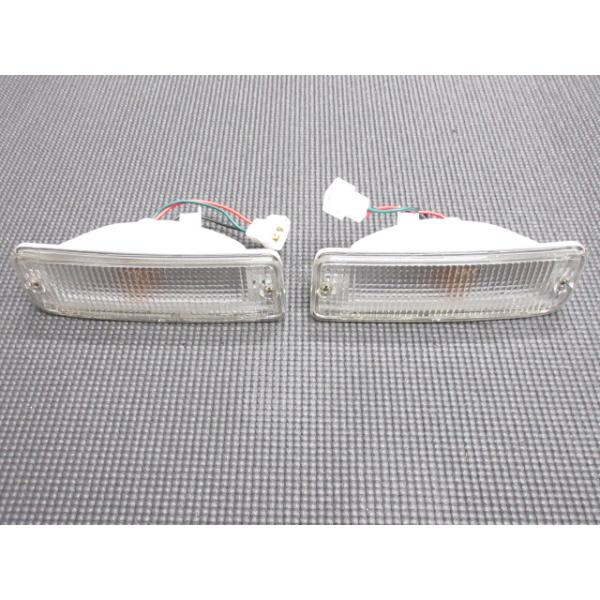 ハイラックス LN80 LN81 LN85 LN86 YN80 YN81 YN85 YN86 用 フロントウインカー 左右社外品(新品)です。左右セットです。補修にいかがでしょうか。※初期不良に限り返品をお受けいたします。