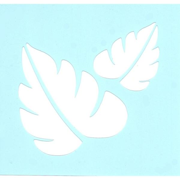 ☆ステンシル部分：横71mm×縦69mm☆0,2mm厚ですので、曲面でも使用できます。☆ペーパーではないので、拭いて何回も使用出来ます。☆使用後はすぐの絵具をふき取ってください。☆半透明ですので合わせやすい。☆お部屋を遊び心あふれる空間に☆...