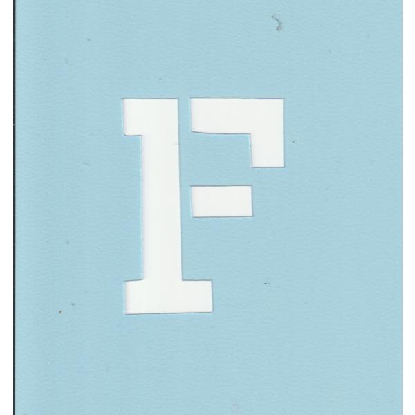 ☆ステンシル部分：縦80mm×横59mm☆0,2mm厚ですので、曲面でも使用できます。☆ペーパーではないので、拭いて何回も使用出来ます。☆使用後はすぐの絵具をふき取ってください。☆半透明ですので合わせやすい。☆お部屋を遊び心あふれる空間に☆...