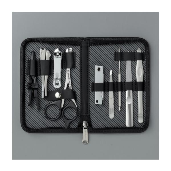 豊富な9アイテムセット爪・甘皮・鼻毛・眉毛・耳のお手入れに必要な道具9点を揃えたキットです。【内容品】鼻毛カッターキャッチャーつめきり甘皮切りクシ付き眉はさみマルチナイフ驚きの毛抜きミニ(先斜め)スクリュー耳かきツメヤスリネイルクリーナー