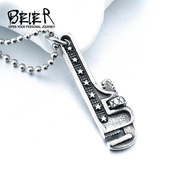 現地の連休につき通常よりも発送が遅れる可能性があります。通常通り1-2週間でのお届けをご希望の場合は3月以降にご注文頂くか、ご注文前にお問い合わせくださいませ。海外からの発送となりお届けに2週間程度頂きます。商品名ステンレス ファッション ...