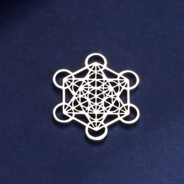 現地の連休につき通常よりも発送が遅れる可能性があります。通常通り1-2週間でのお届けをご希望の場合は3月以降にご注文頂くか、ご注文前にお問い合わせくださいませ。海外からの発送となりお届けに2週間程度頂きます。予めご了承くださいませ。商品名1...