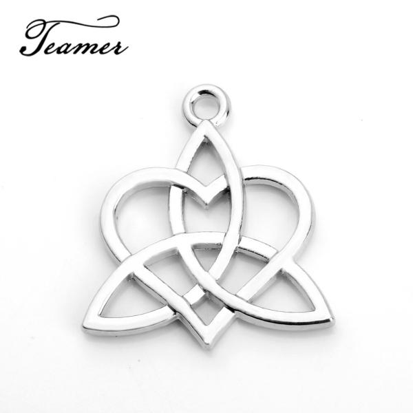 現地の連休につき通常よりも発送が遅れる可能性があります。通常通り1-2週間でのお届けをご希望の場合は3月以降にご注文頂くか、ご注文前にお問い合わせくださいませ。海外からの発送となりお届けに2週間程度頂きます。予めご了承くださいませ。商品名1...