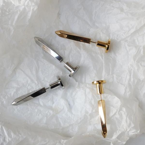 現地の連休につき通常よりも発送が遅れる可能性があります。通常通り1-2週間でのお届けをご希望の場合は3月以降にご注文頂くか、ご注文前にお問い合わせくださいませ。海外からの発送となりお届けに2週間程度頂きます。予めご了承くださいませ。商品名ネ...